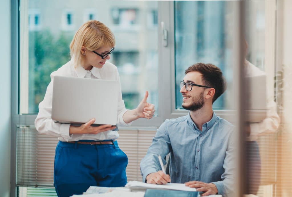 Why Constant Feedback Beats Annual Performance Reviews - CareyNieuwhof.com