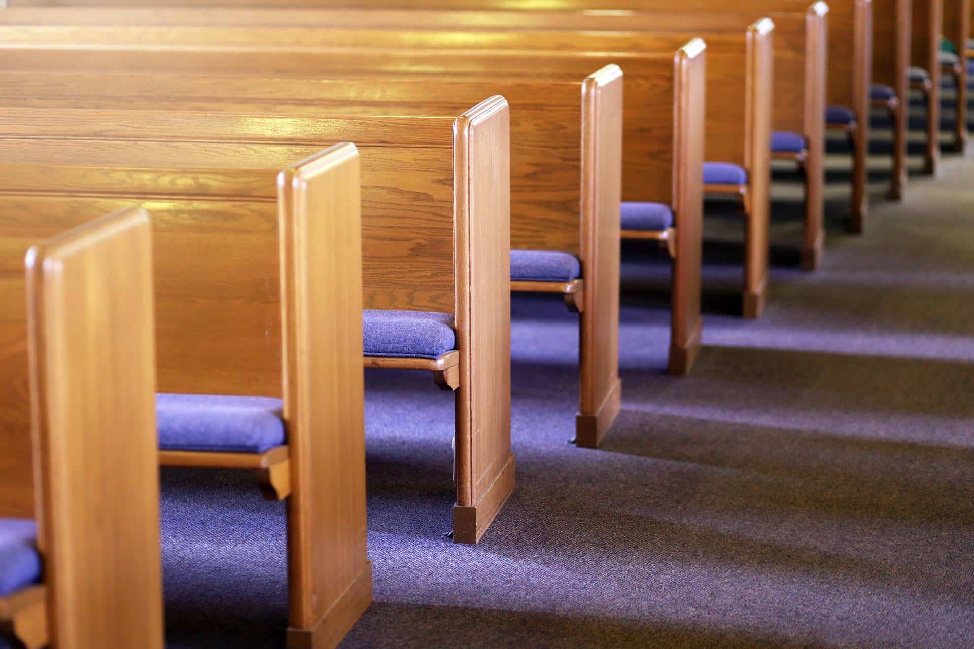 10 Telltale Signs of Bad Church Leadership - CareyNieuwhof.com